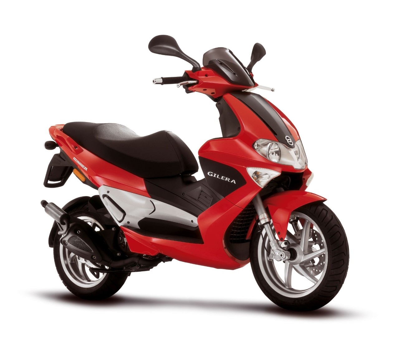 Gilera Runner: scooter con la moto dentro | Dueruote