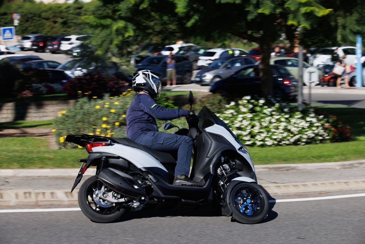piaggio mp3 310 modello 2025 prova come va - Anteprima, Prova e Foto ...