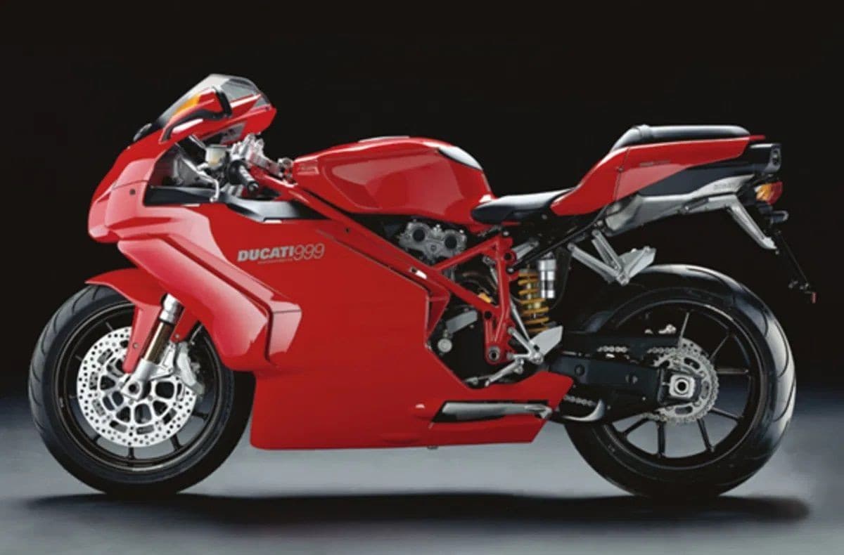 La storia delle moto sportive Ducati: da GT 750 alla Panigale V2 | Dueruote