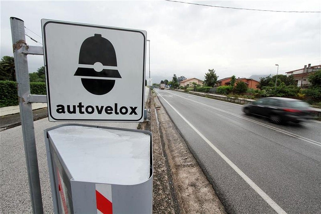 Autovelox: ecco il decreto che stabilisce come saranno omologati | Dueruote