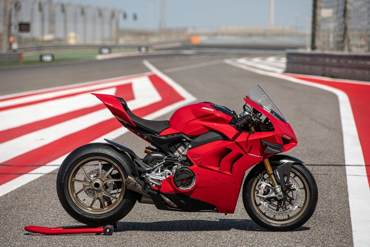 ducati 1048