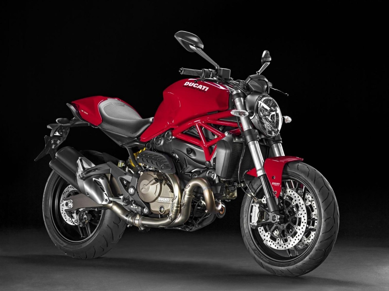 Debutta a Bologna la nuova Ducati Monster 821 | Dueruote