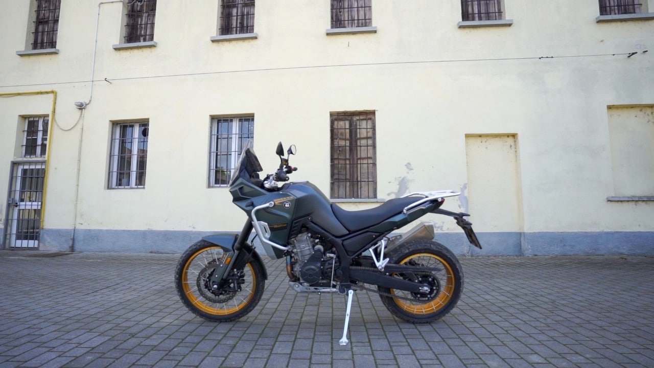 Kove 800X Pro la prova, il prezzo | Dueruote