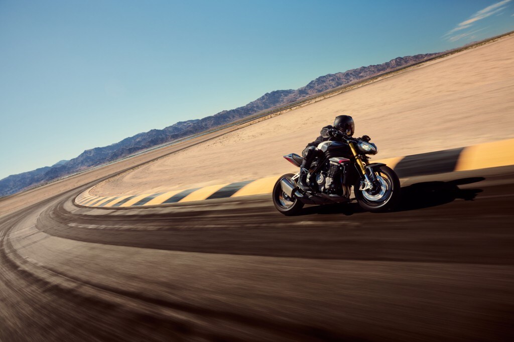 Triumph Speed Triple 1200 RS 2025, caratteristiche tecniche e prezzo ...