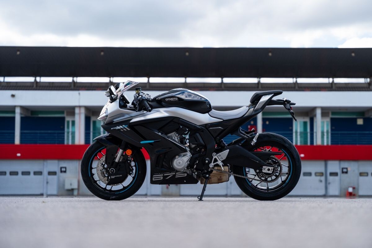 DueruoteTG #228 - CFMOTO 675 SR-R e 675 NK, Vespa GTS 310 | Dueruote