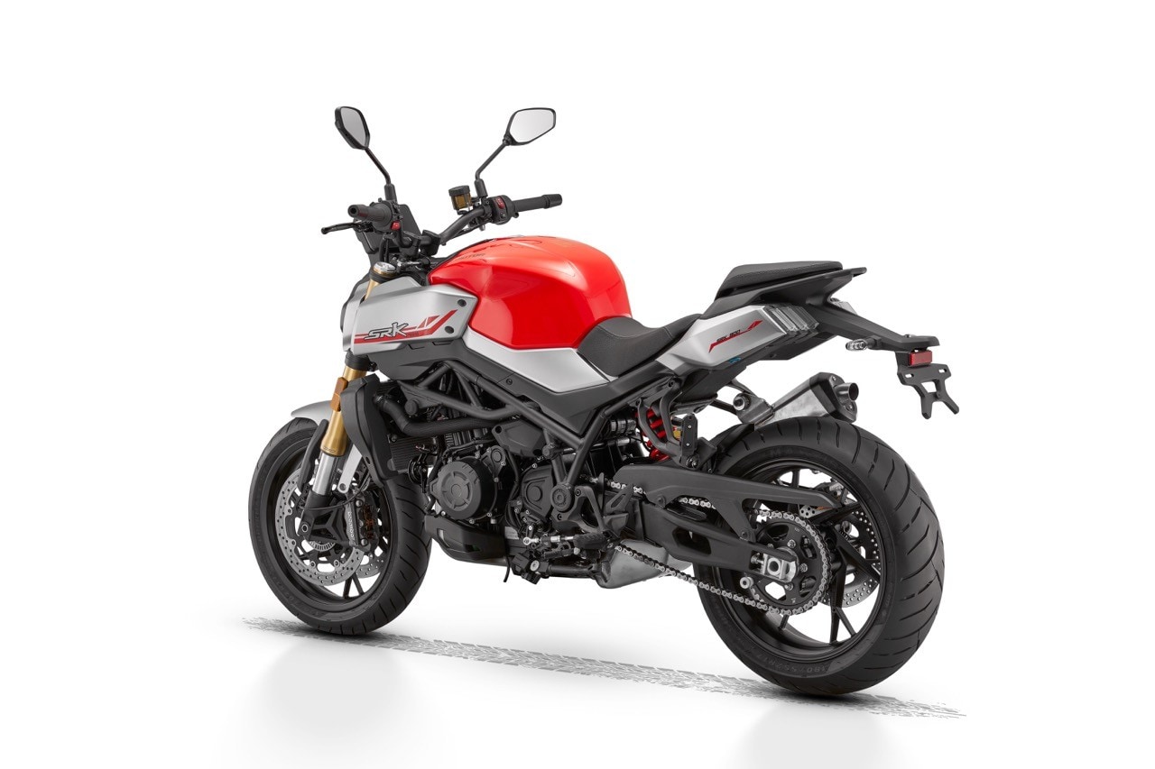 QJMotor SRK900, dati tecnici e caratteristiche | Dueruote