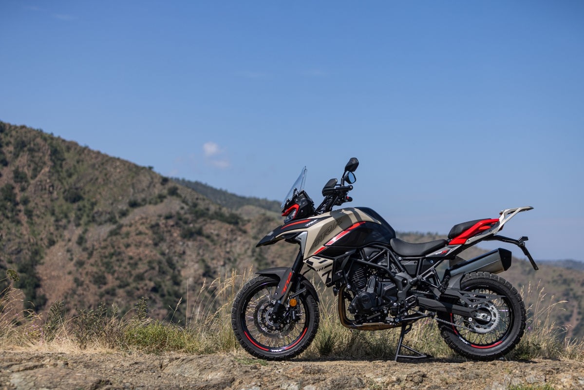 Benelli TRK 702: tutte le novità del modello 2025 | Dueruote