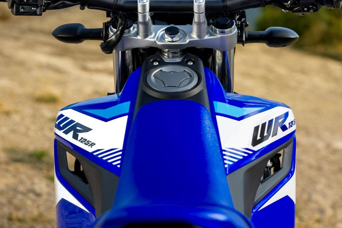 Yamaha WR125R - torna la piccola adventure | Dueruote