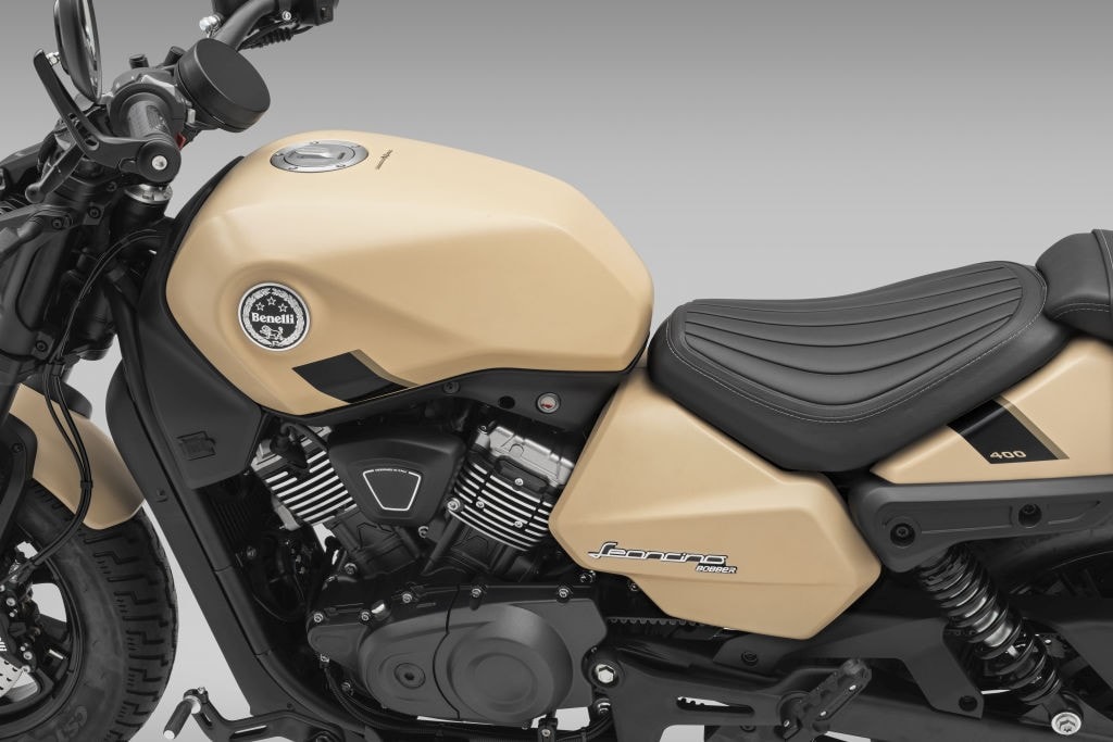 Benelli Leoncino Bobber 400: debutta sul mercato la power cruiser di ...