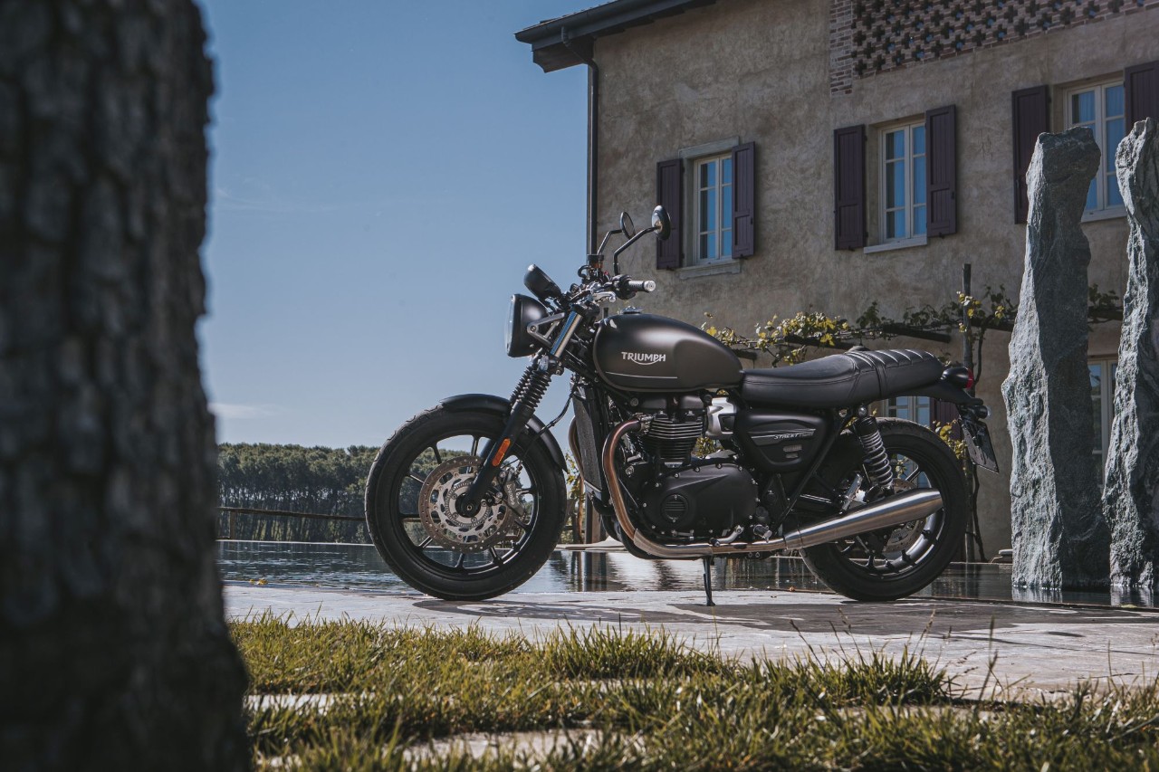 Triumph Bonneville T100 T120 Street Twin MY2021 la prova - Anteprima ...