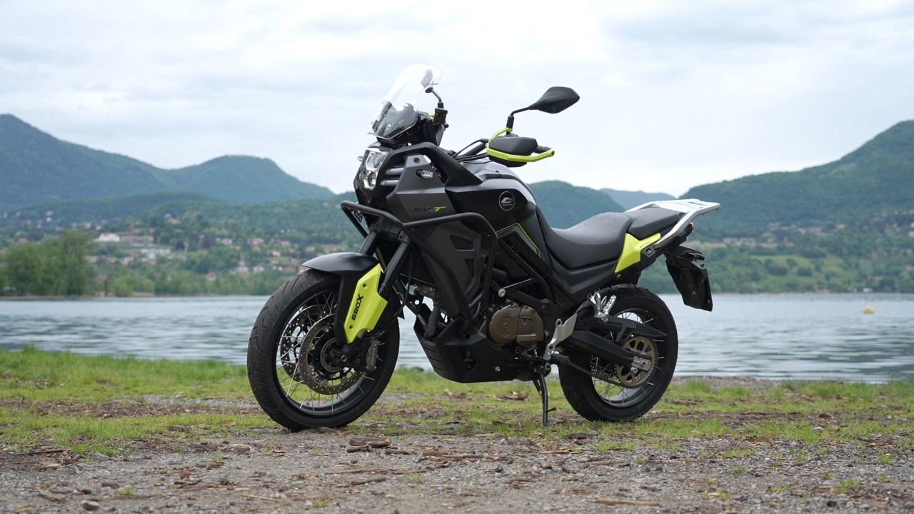 Prova Benelli TRK 702 X e QJ SVT 650 X: come vanno, pregi e difetti ...