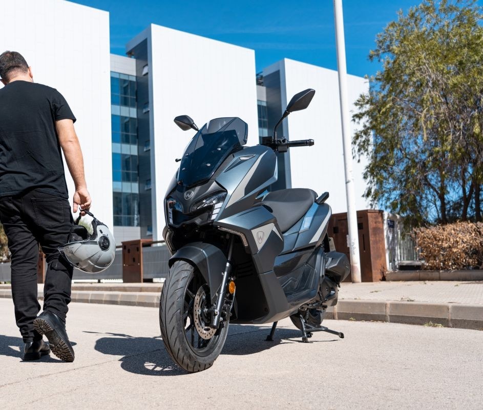 Wottan Storm-X 125: il test - Anteprima, Prova e Foto - Dueruote