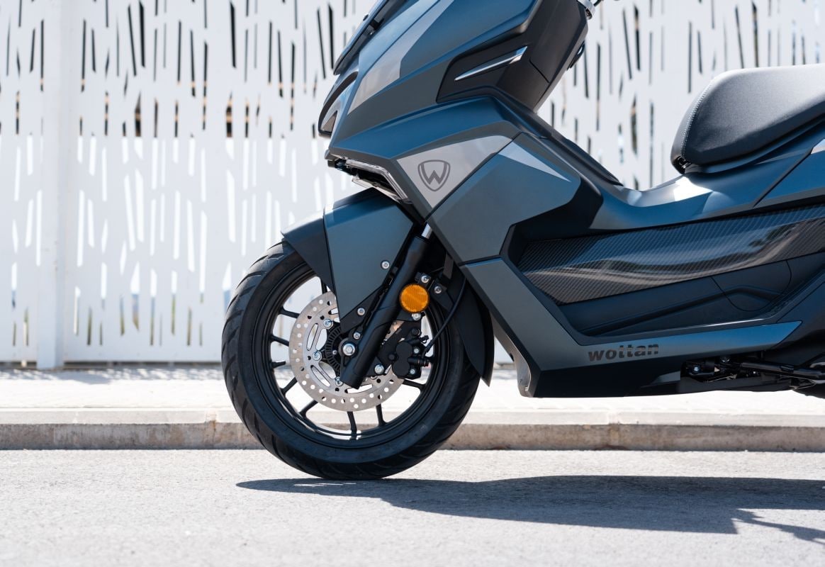 Wottan Storm-X 125: il test - Anteprima, Prova e Foto - Dueruote