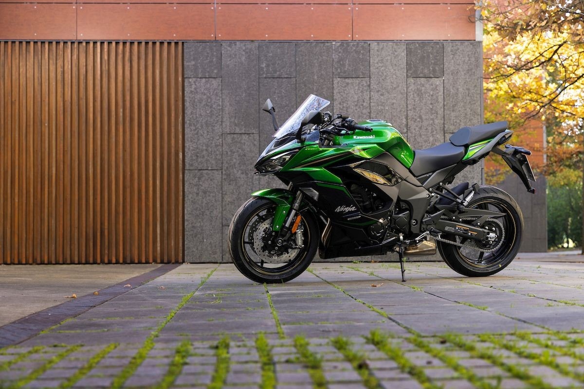 Kawasaki Ninja 1100 SX 2025, come va e quanto costa - Anteprima, Prova ...