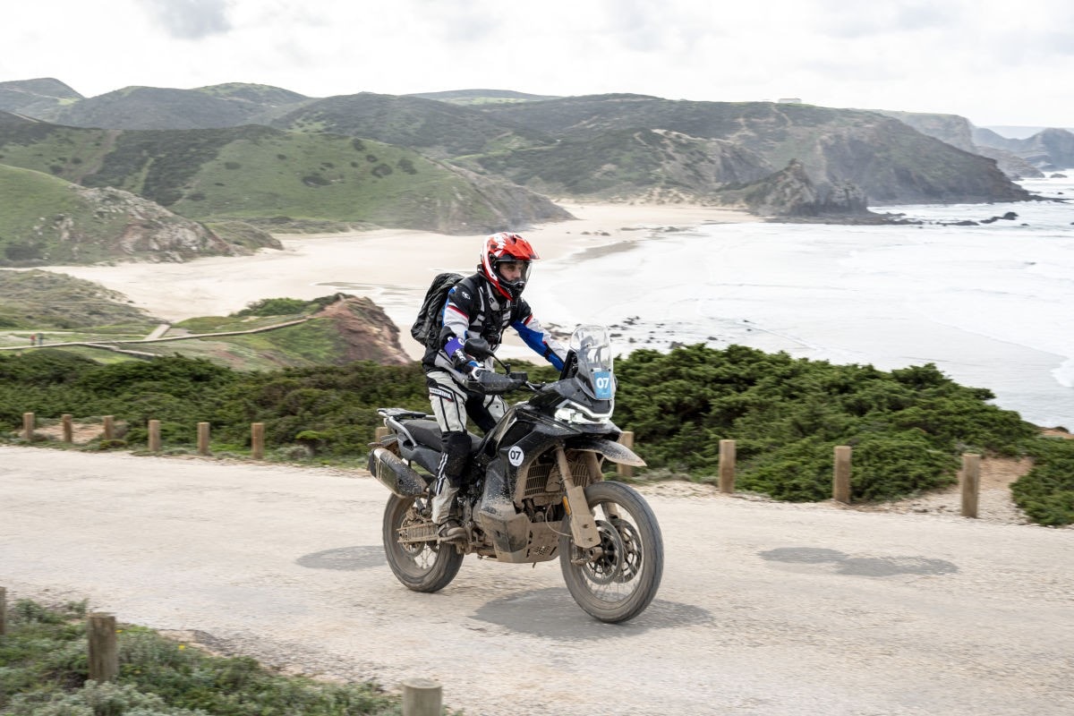 CFMoto 800 MT-X: come va la nuova adventure dual, prezzo ...