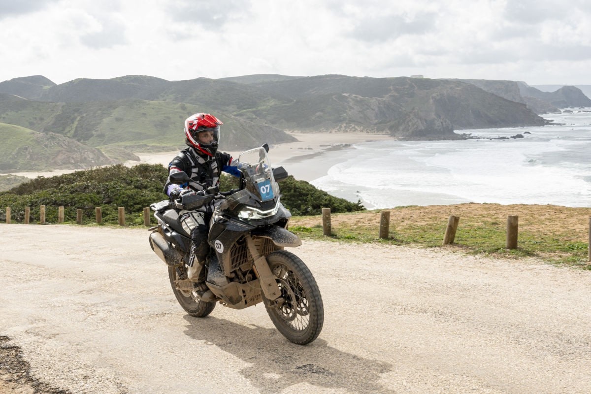 CFMoto 800 MT-X: come va la nuova adventure dual, prezzo ...