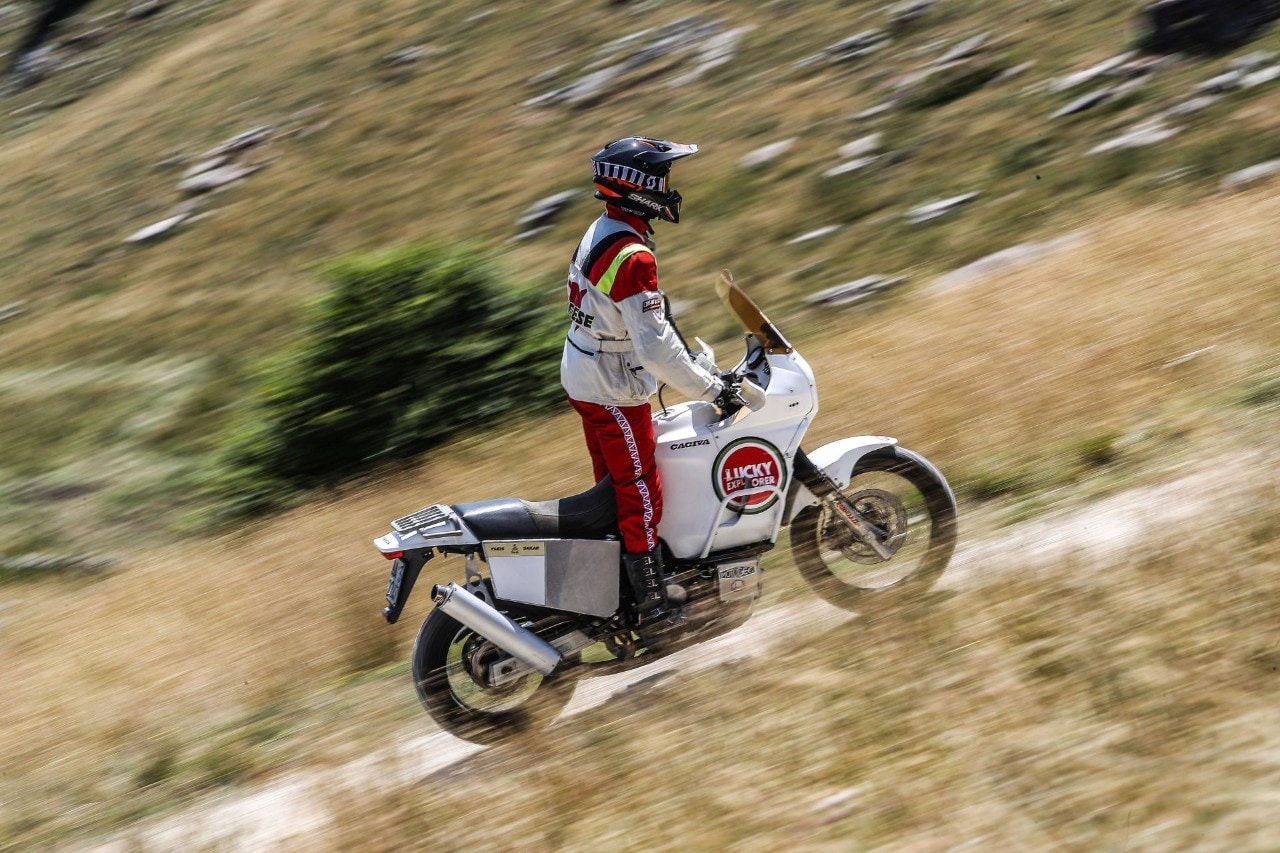 Ducati DesertX - Prova, Opinioni e Foto | Dueruote