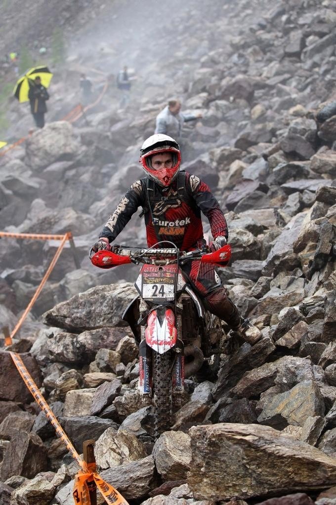 Erzberg Rodeo Hare Scramble 2012. Jonny Walker etichetta d'oro! | Dueruote