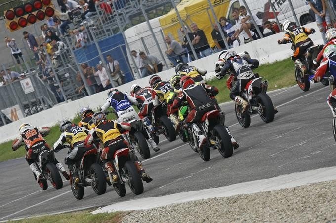 Husqvarna / Dunlop / Yamaha SM Cup 2012. Photogallery Castelletto di ...