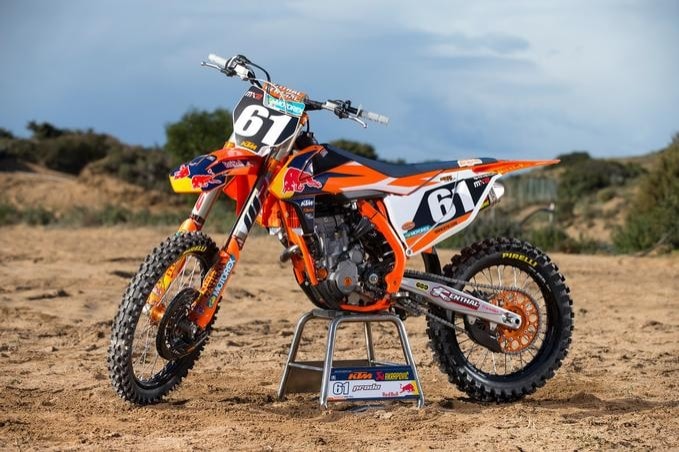 Team Red Bull KTM Factory 2017 . Official photoshooting | Dueruote