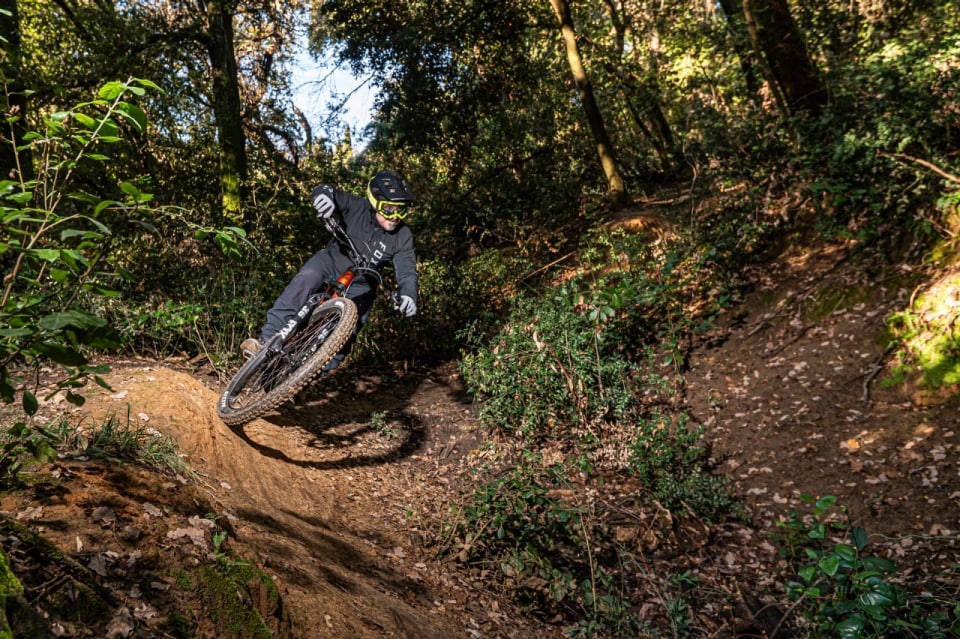 Cannondale Moterra SL 2, test e-bike leggera con motore Shimano EP801 ...