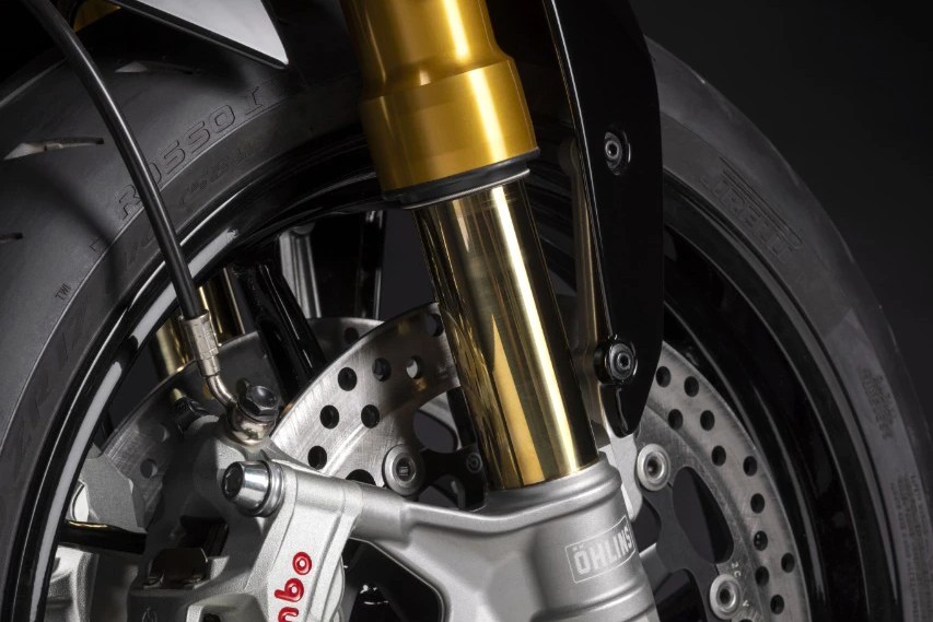 Perdita olio forcella moto: cause e rimedi | Dueruote