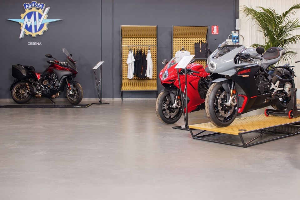 Apre MV Agusta Cesena, sul filo della tradizione | Dueruote