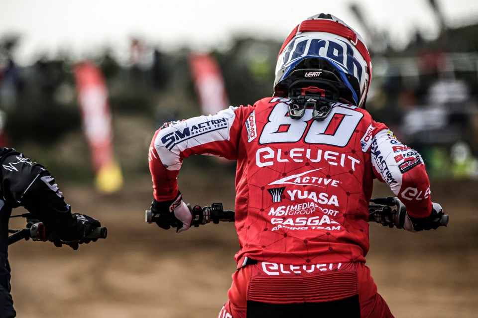 X-Treme 2022, il nuovo completo Eleveit per l'off road | Dueruote
