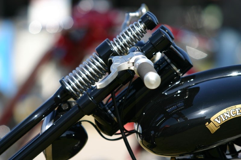 Vincent Black Chopper | Dueruote