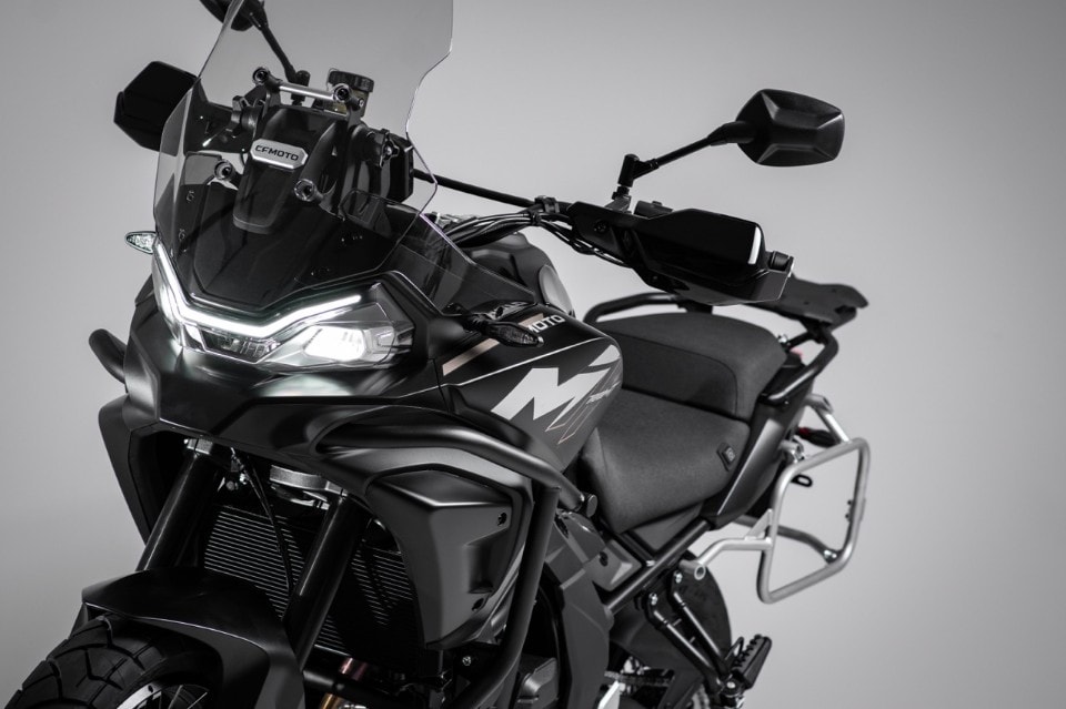 CFMoto 700MT ADV, caratteristiche tecniche, disponibilità e prezzo ...