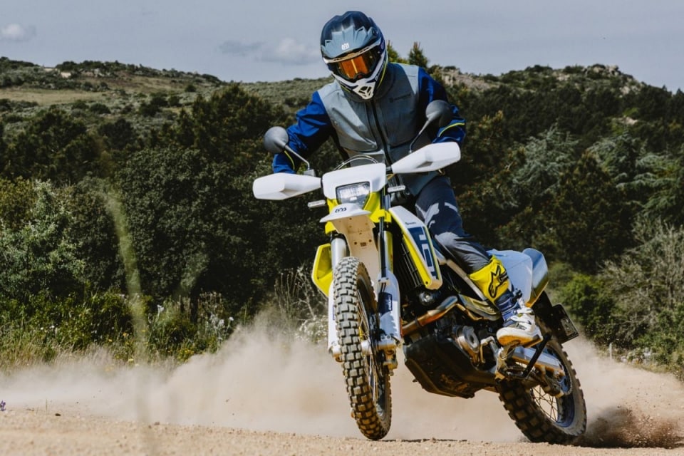 Più potenza e tecnologia per le Husqvarna 701 Enduro e 701 Supermoto ...