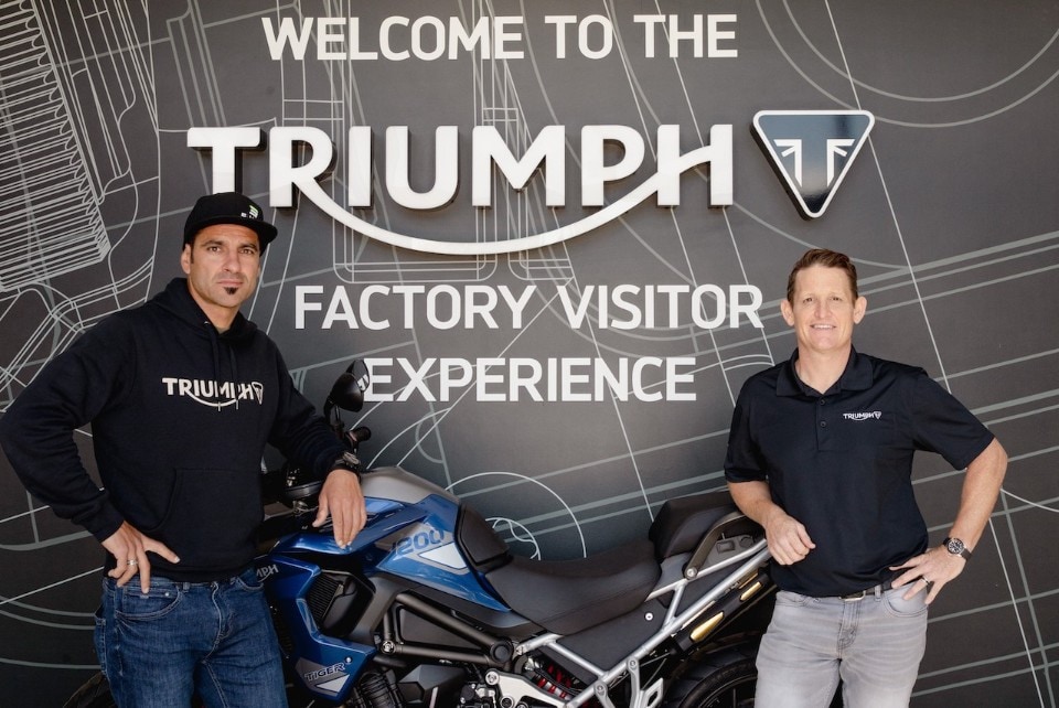 Ricky Carmichael e Iván Cervantes al lavoro alla Triumph Factory | Dueruote