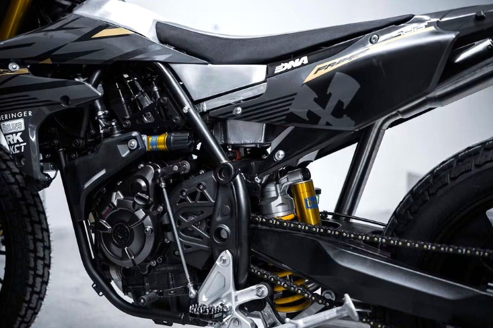 Ténéré 700 Tracker by Rough Crafts | Dueruote