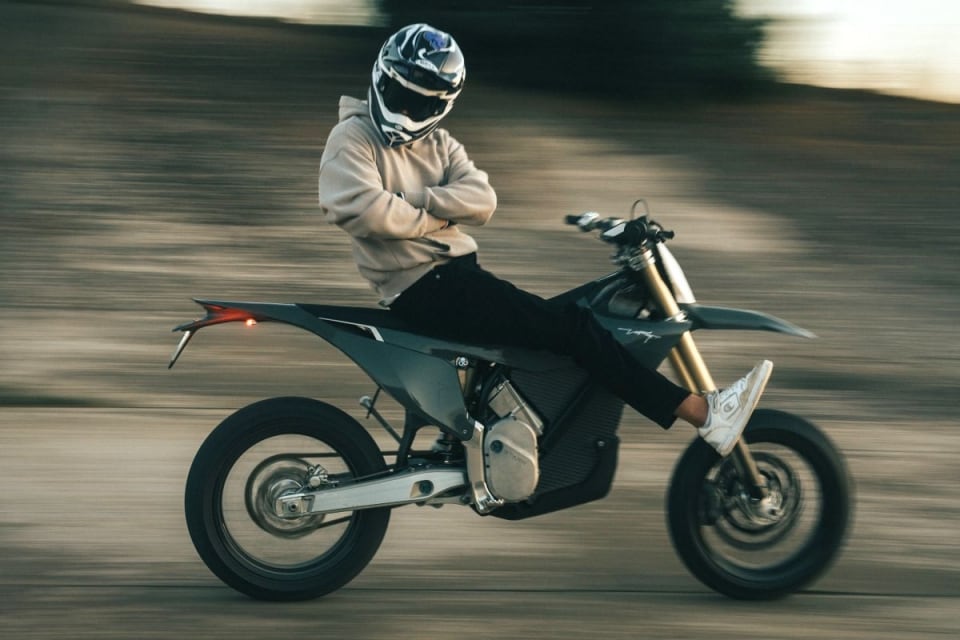 Stark Future presenta la VARG SM: supermoto, superpotente | Dueruote