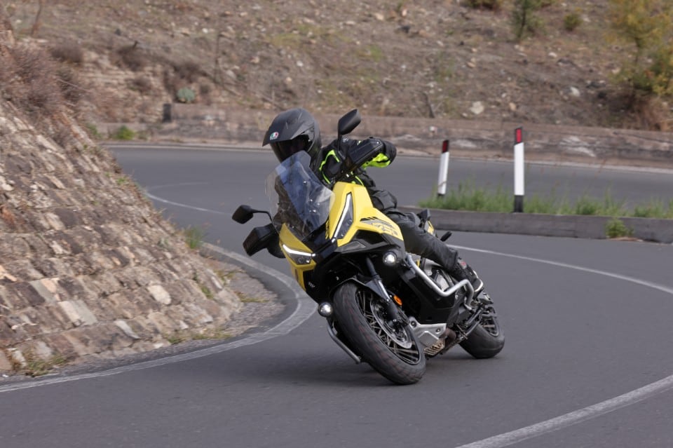 Honda X-adv 2025 aggiornamento novità - Anteprima, Prova e Foto - Dueruote