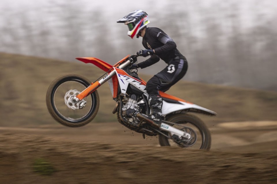 KTM 450 SX-F | Dueruote