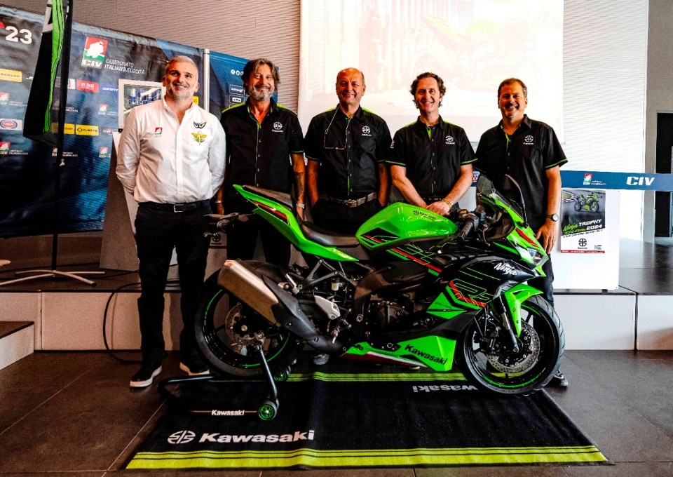 Trofeo Kawasaki Ninja Trophy ZX – 4RR 2024: awaken your supersport ...
