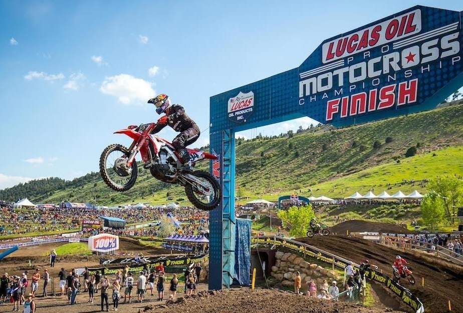 AMA Motocross 2019, Thunder Valley Extended Highlights | Dueruote