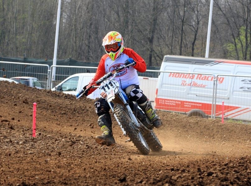 Le regine dell’Italiano Motocross d’Epoca incantano Malpensa | Dueruote