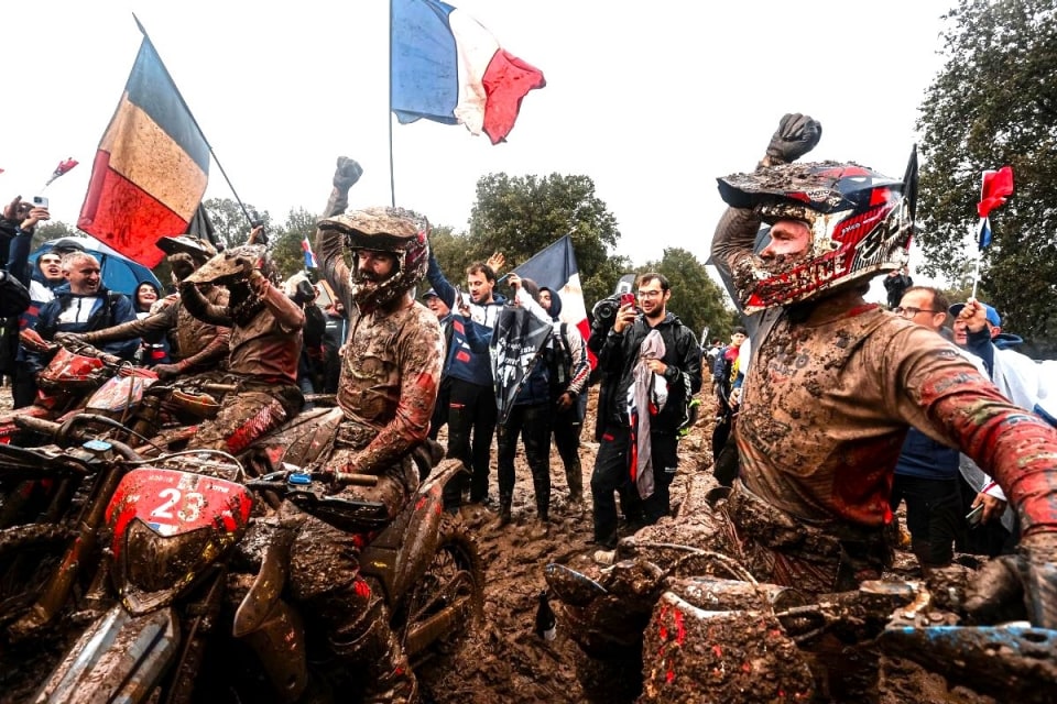 I migliori piloti di Enduro del mondo alla 6Days Italia a Bergamo ...