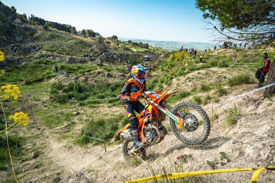 Assoluti d’Italia Enduro: a Caltanissetta dominio di Andrea Verona e ...