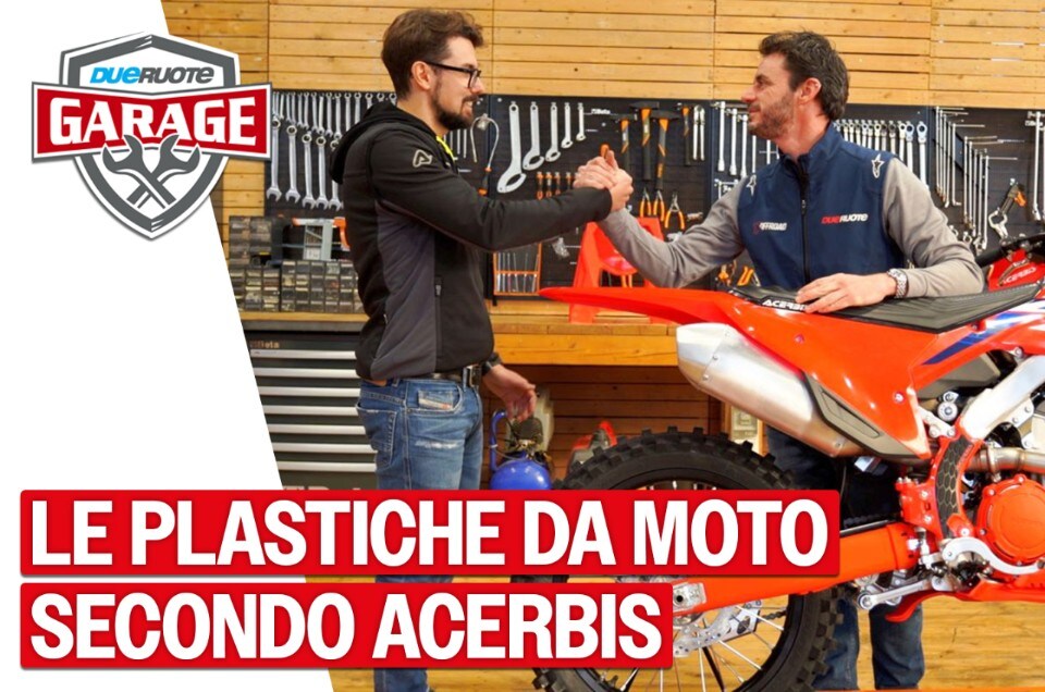 Dueruote Garage - Come allestire una moto da cross con plastiche e ...