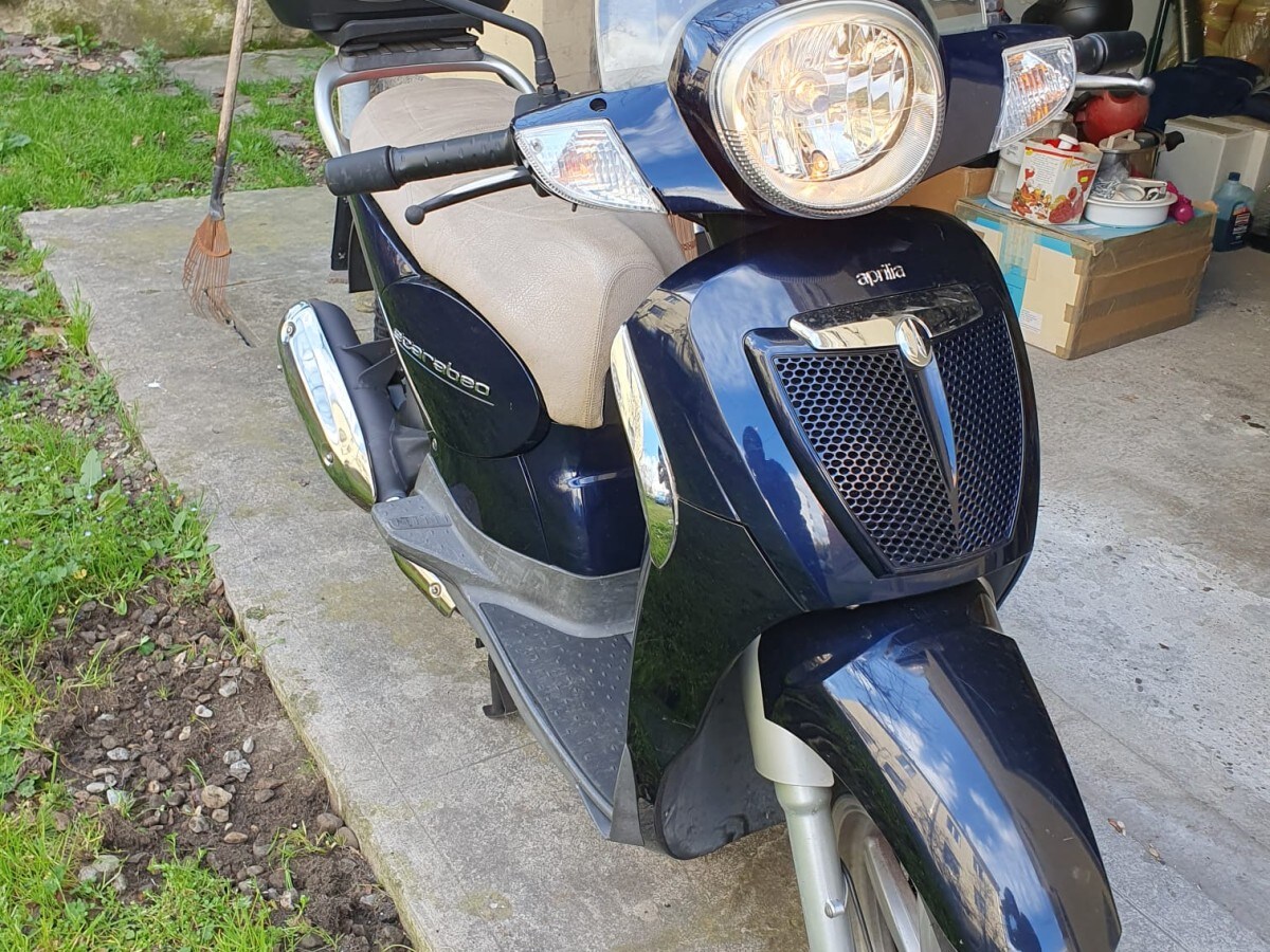 Annuncio Moto Aprilia Scarabeo 200 Light a Parma – Usato Dueruote